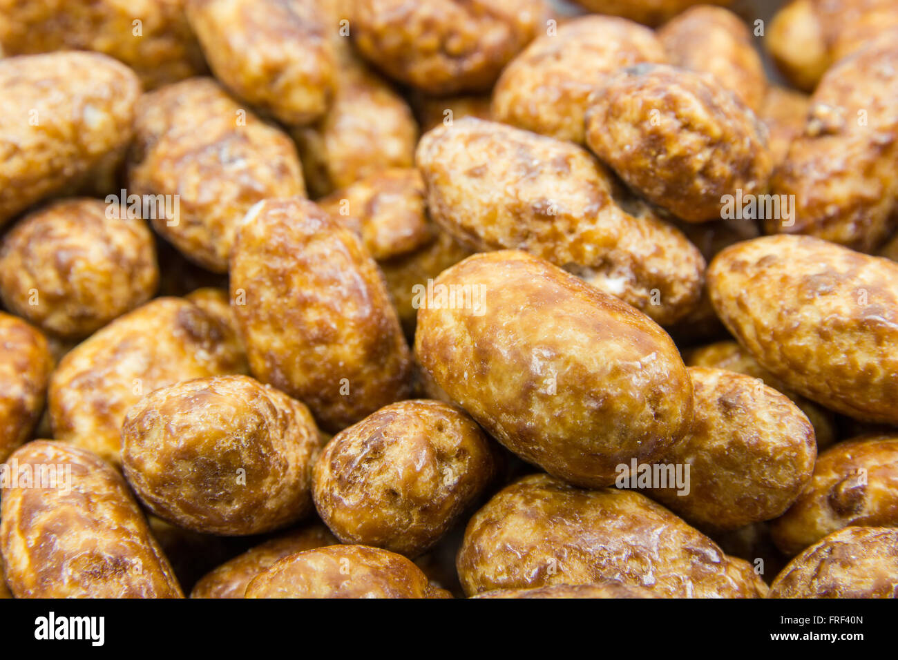 Burnt almonds on the annual market Stock Photo - Alamy