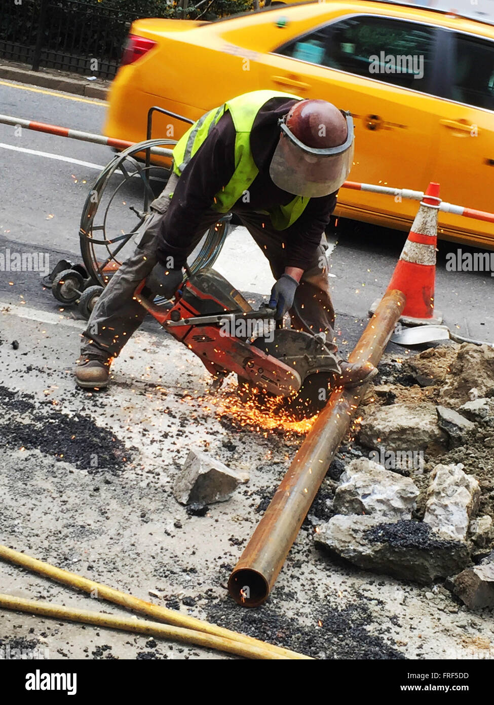 Steel pipe hi-res stock photography and images - Alamy