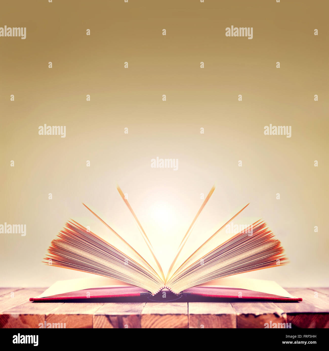 Open knowledge hi-res stock photography and images - Alamy