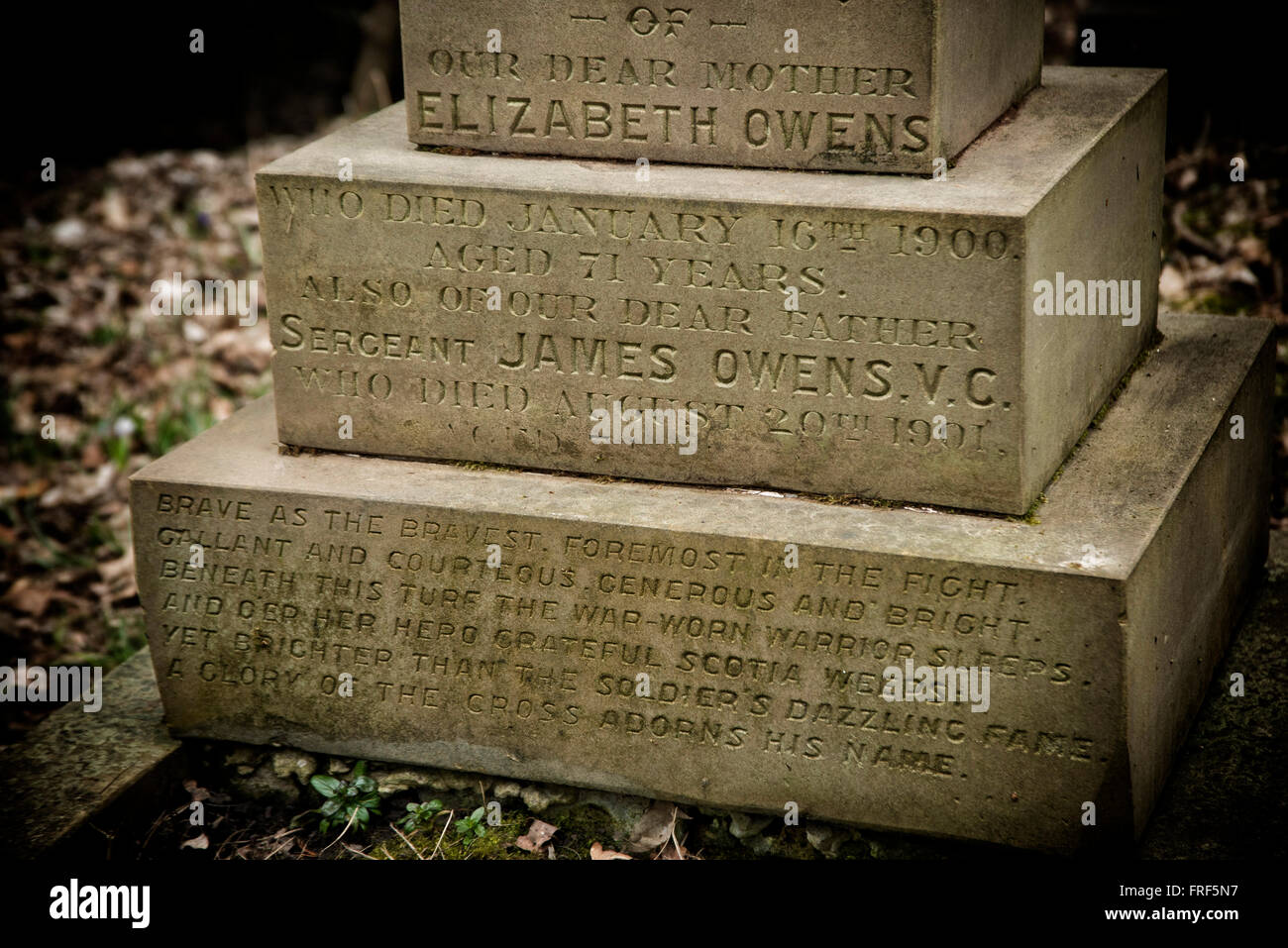 Grave of James Owens VC (1827 – 20 August 1901) at Lorne Road Cemetery, Brentwood, Essex ...