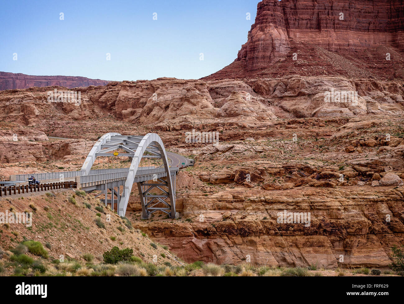 Steel arch bridge over lake hi-res stock photography and images - Alamy
