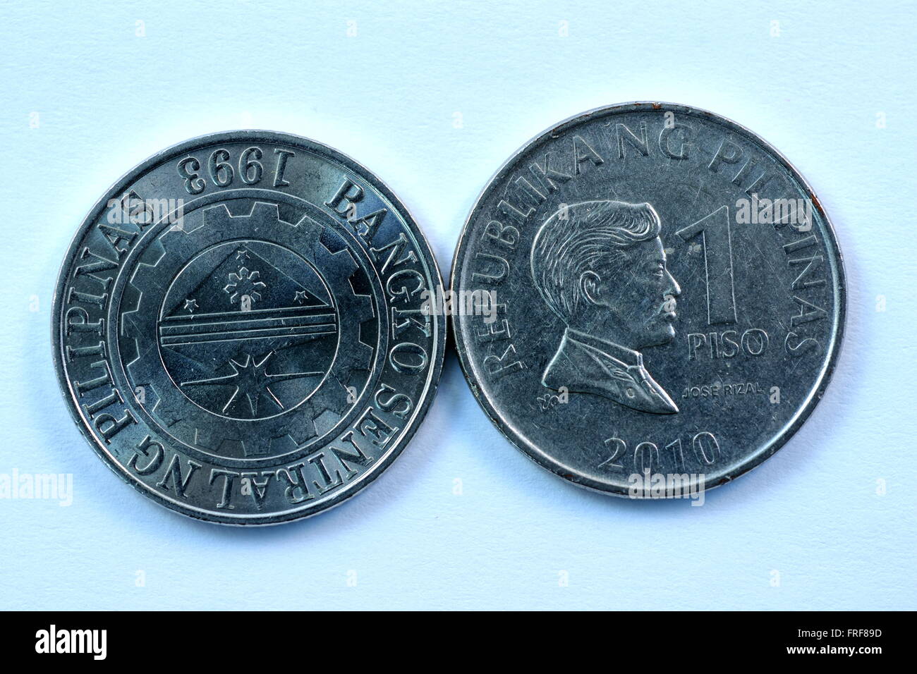 Close-up Philippines Peso coins Stock Photo - Alamy