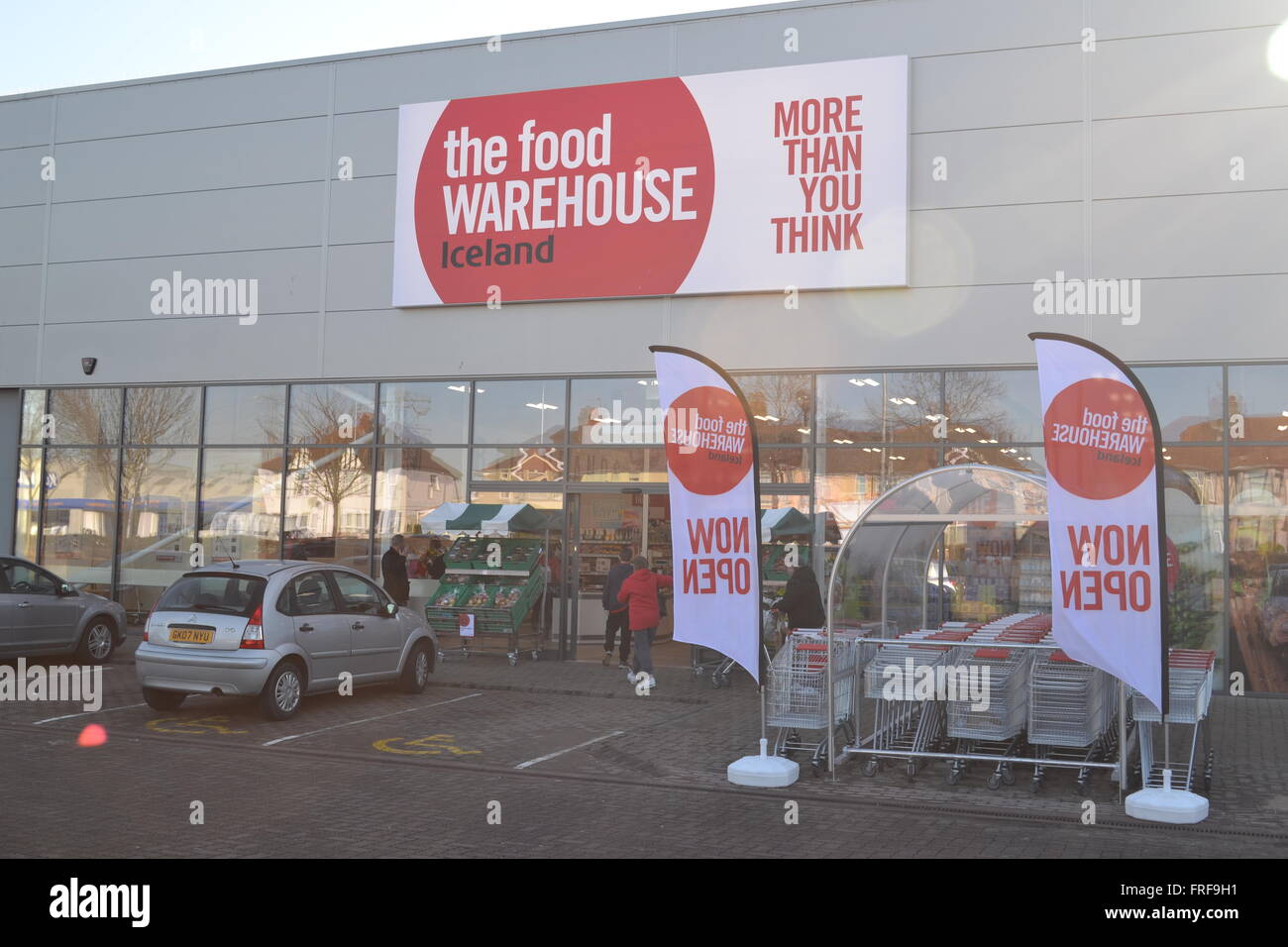 Newport road hi-res stock photography and images - Alamy