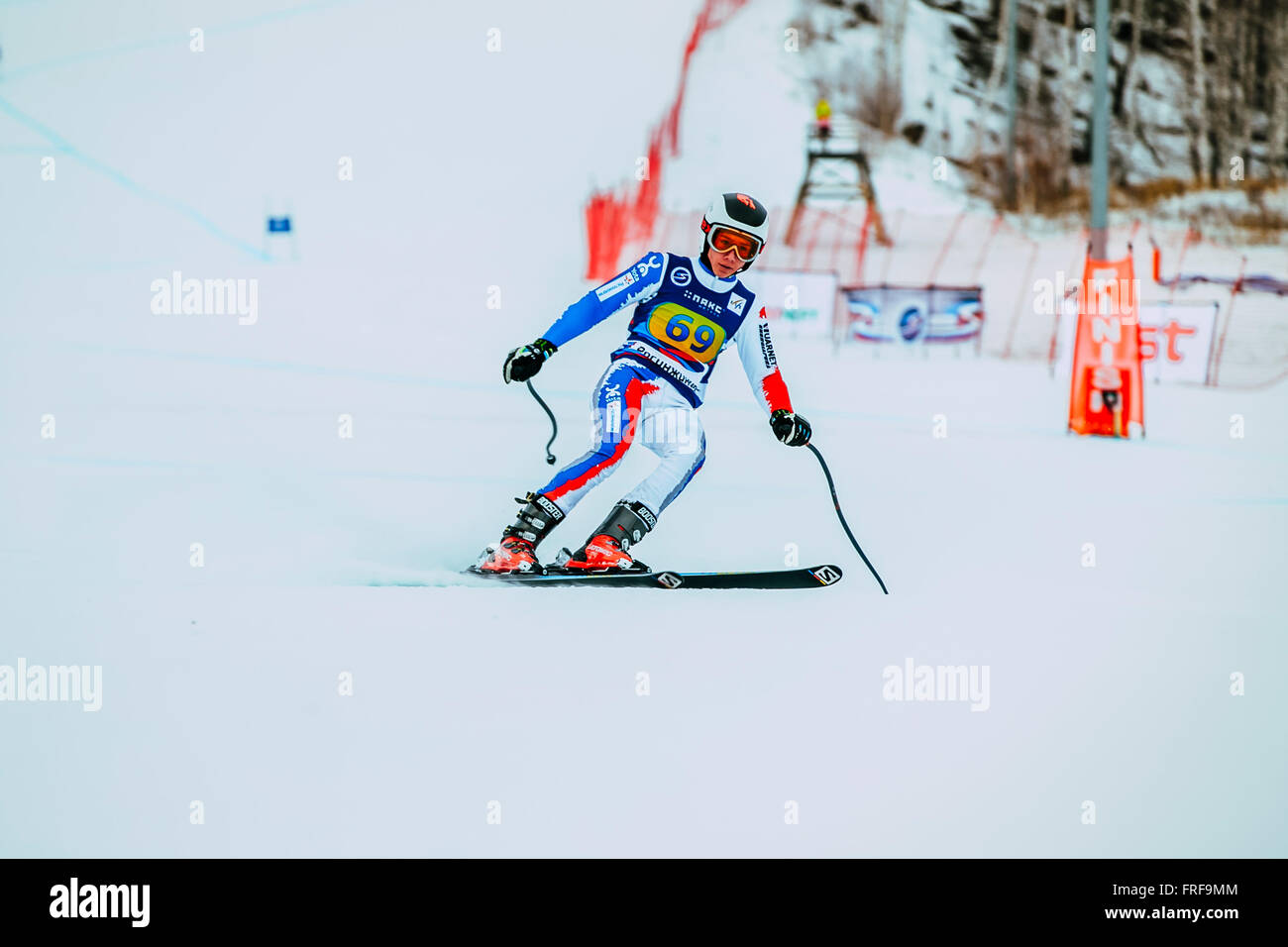 Finish the race hi-res stock photography and images - Alamy