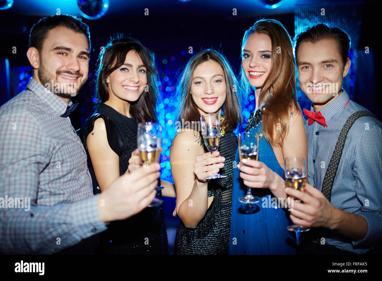 Elegant people hi-res stock photography and images - Alamy