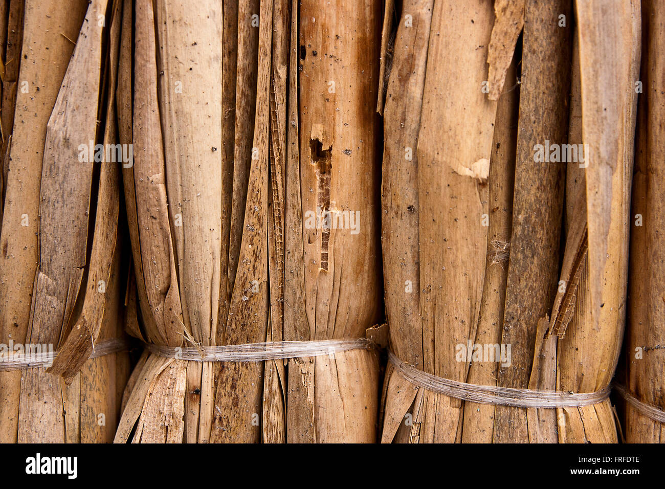 Reed roof texture hi-res stock photography and images - Alamy