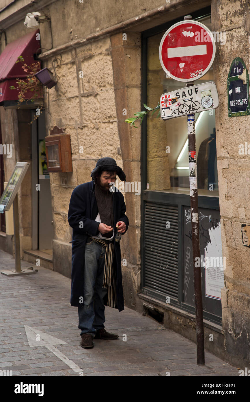 Tramp alcoholic hi-res stock photography and images - Alamy