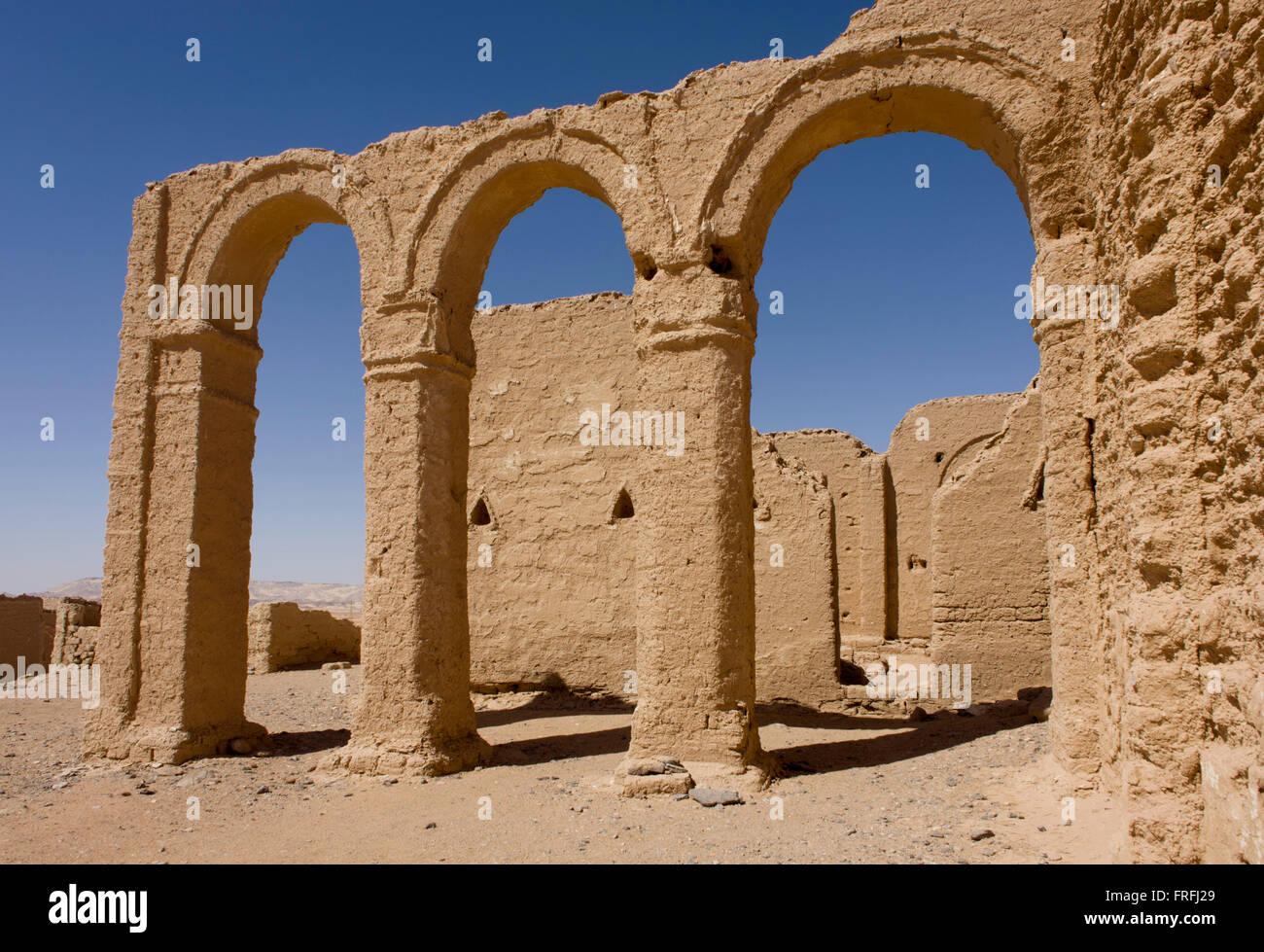 Kharga oasis egypt arches hi-res stock photography and images - Alamy