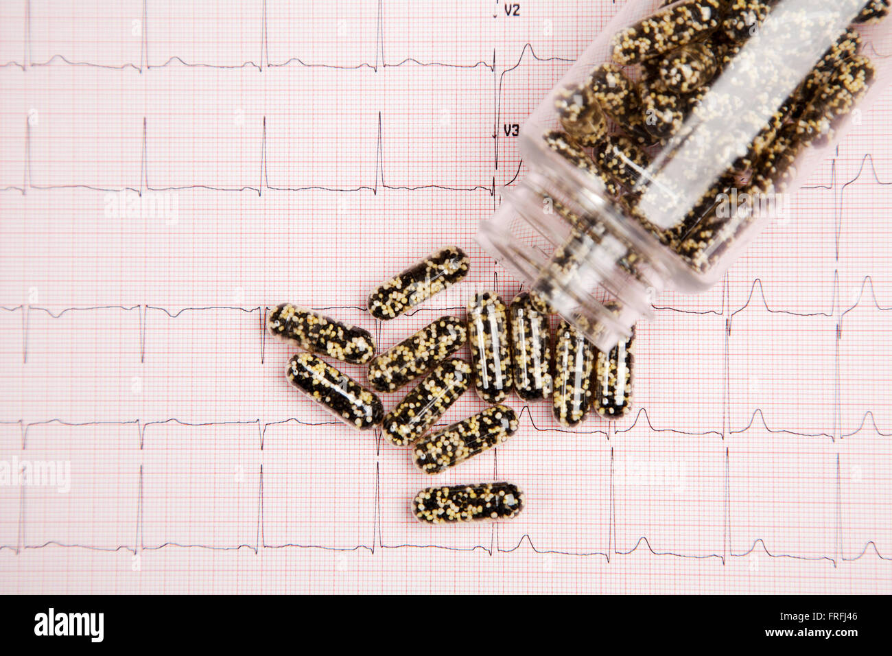 Medical report and cardiogram Stock Photo - Alamy