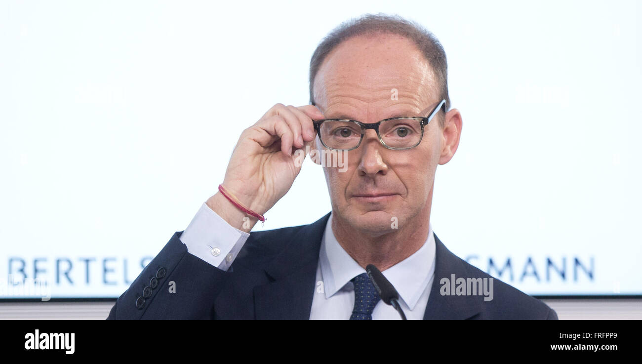Berlin, Germany. 22nd Mar, 2016. Bertelsmann SE CEO Thomas Rabe puts on ...