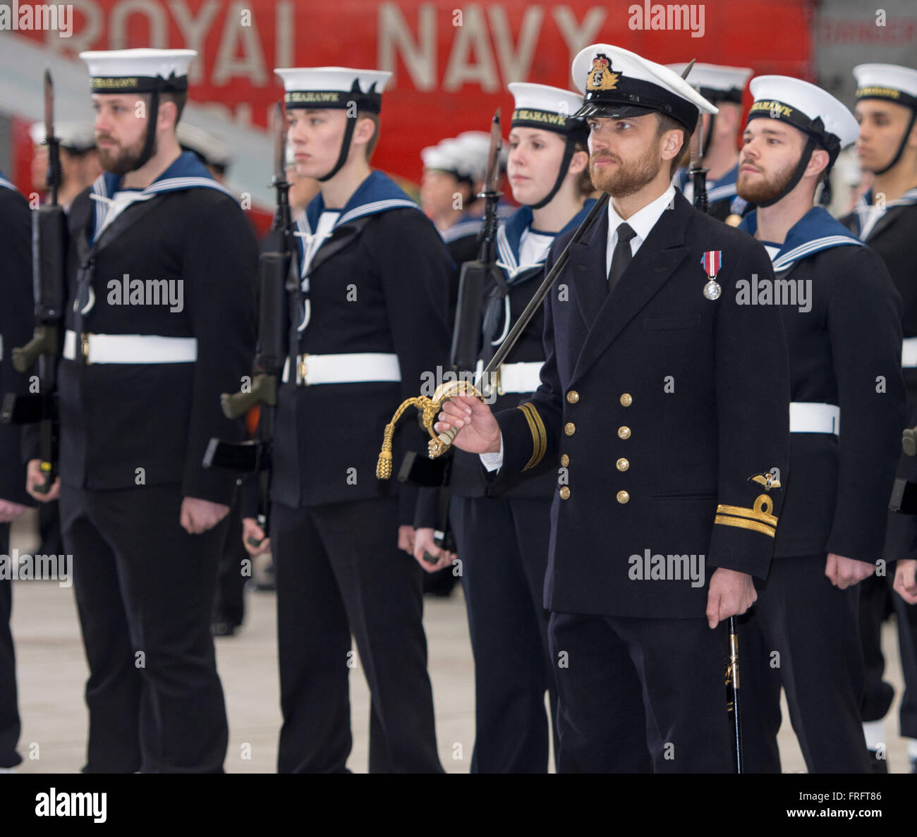 Us navy commander uniform hi-res stock photography and images - Alamy