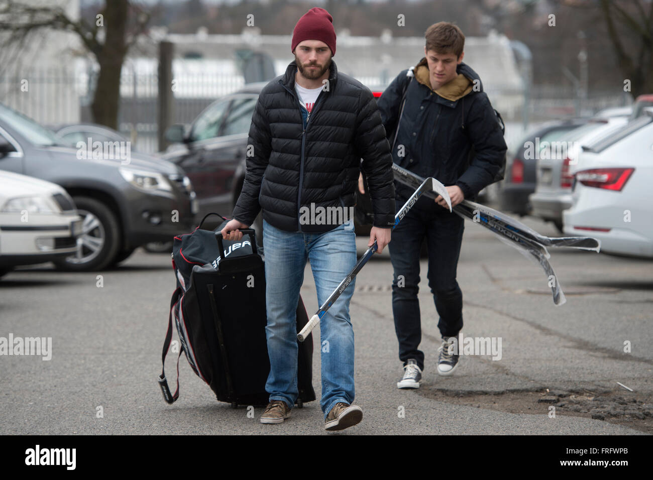 Velke Popovice, Czech Republic. 22nd Mar, 2016. Robert Kousal (elft ...