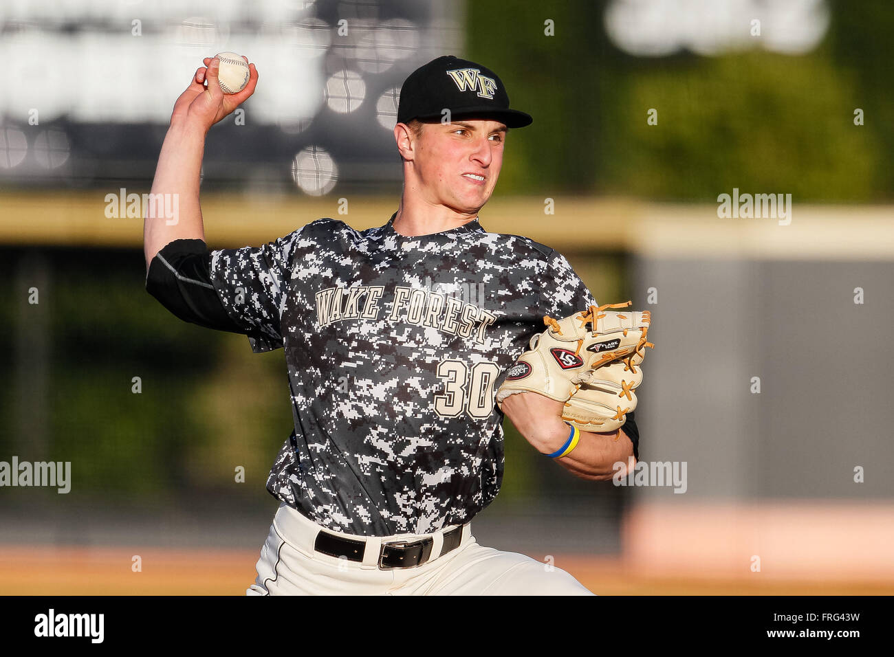 Winston-Salem, NC, USA. 22nd Mar, 2016. pitcher Rayne Supple (30) of ...