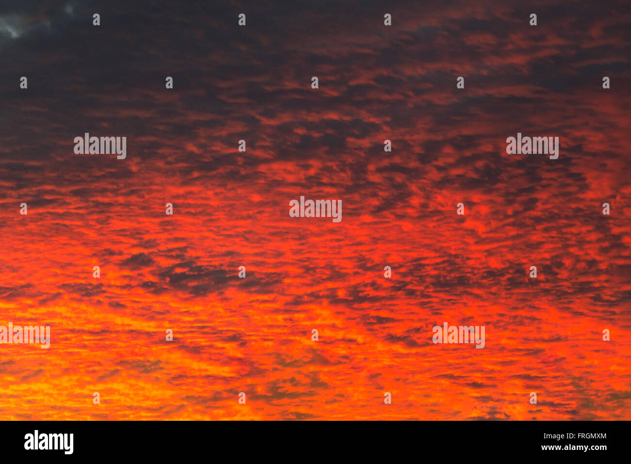 Clouds fiery orange hi-res stock photography and images - Alamy