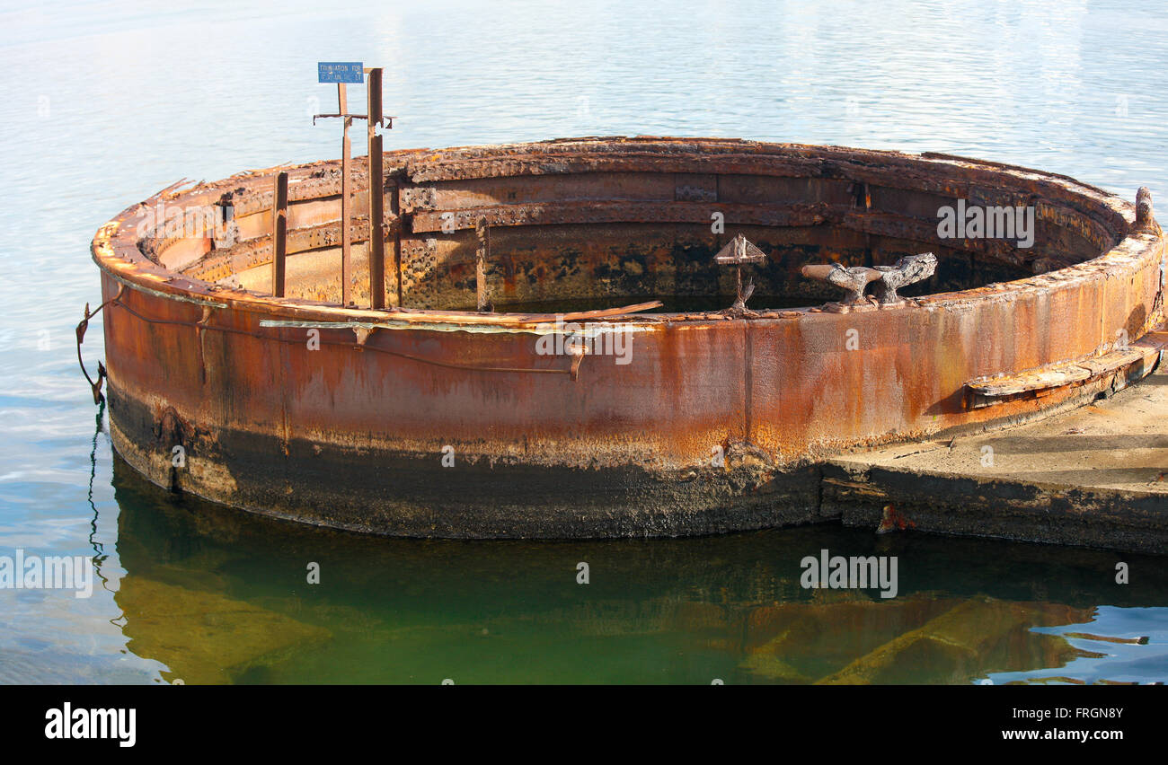Battleship arizona hi-res stock photography and images - Alamy