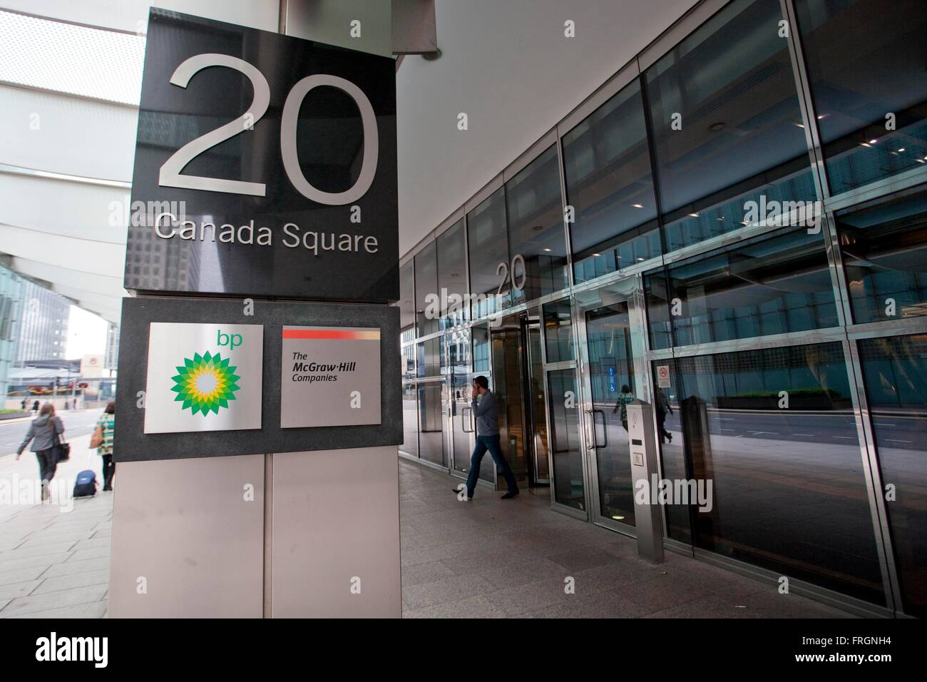 A general view of the BP offices in Canary Wharf Stock Photo - Alamy
