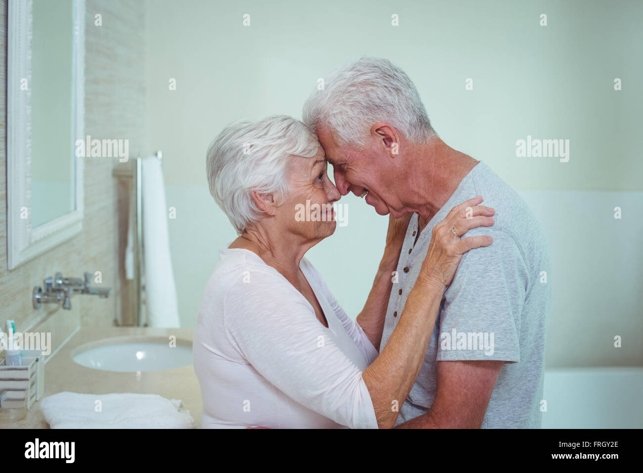 60s bathroom hi-res stock photography and images - Alamy