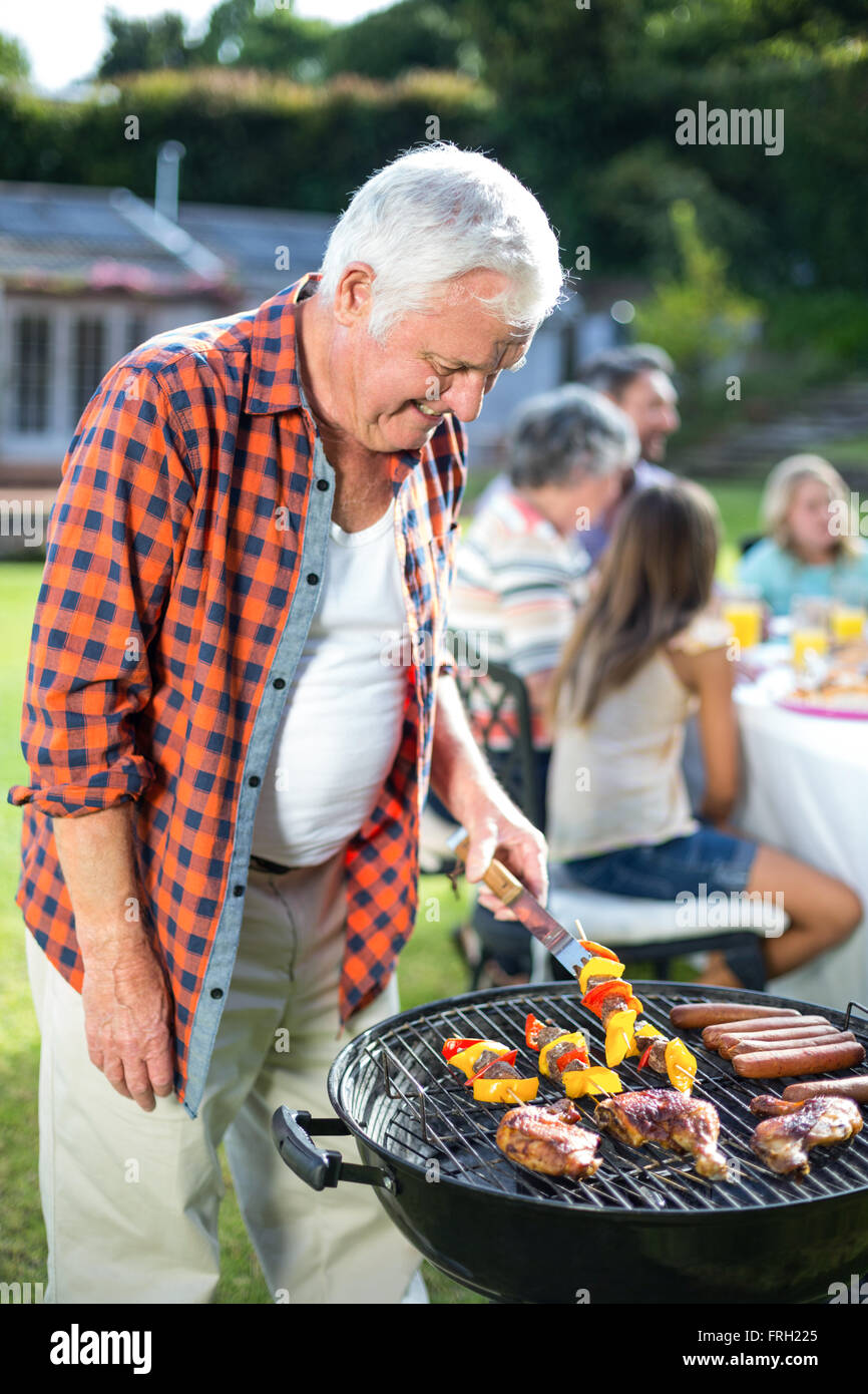 Food on barbecue hi-res stock photography and images - Alamy