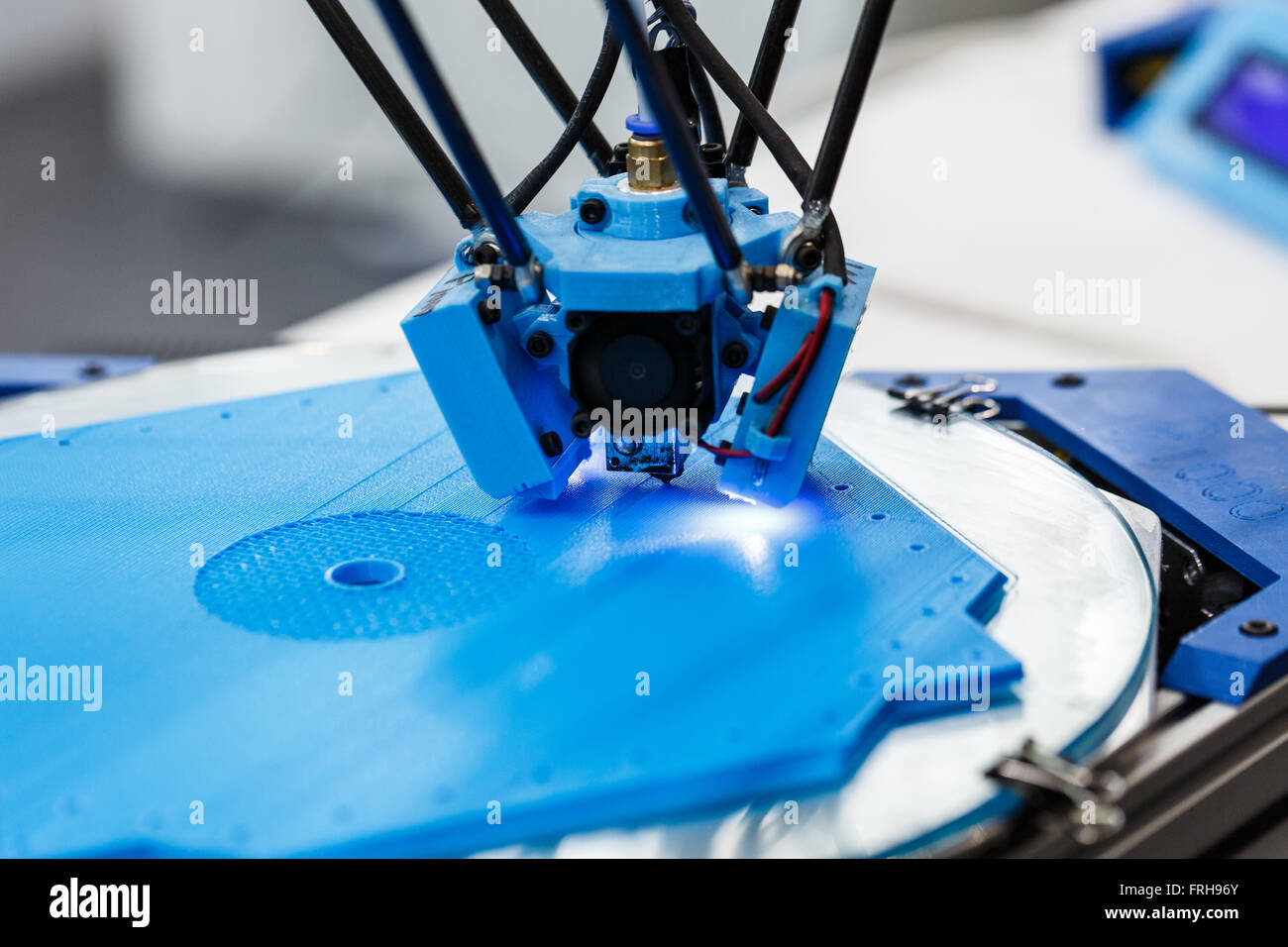 3d printing scene hi-res stock photography and images - Alamy