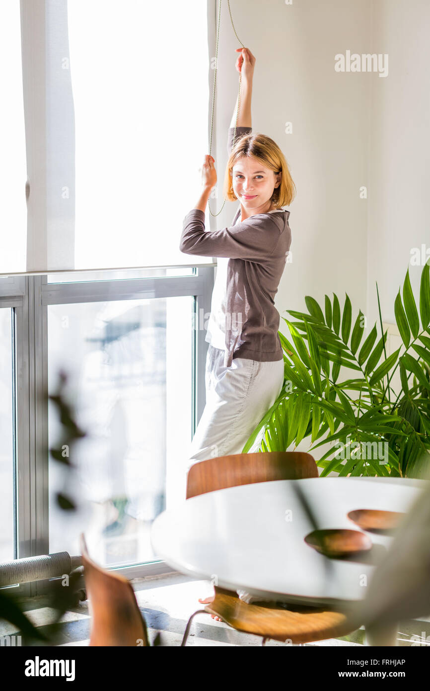 Blind 1 hi-res stock photography and images - Alamy