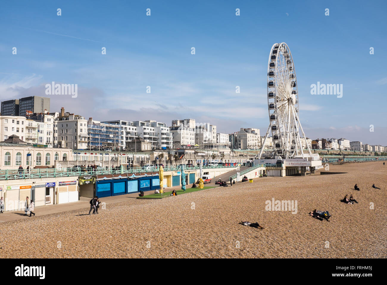 Uk brighton seafront hi-res stock photography and images - Alamy