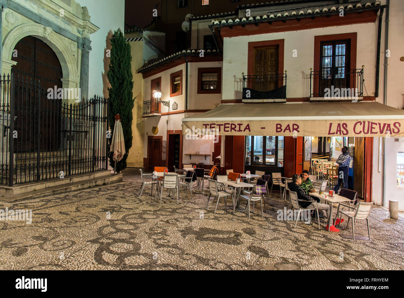 Nightlife atmosphere in the Albayzin quarter, Granada, Andalusia, Spain ...