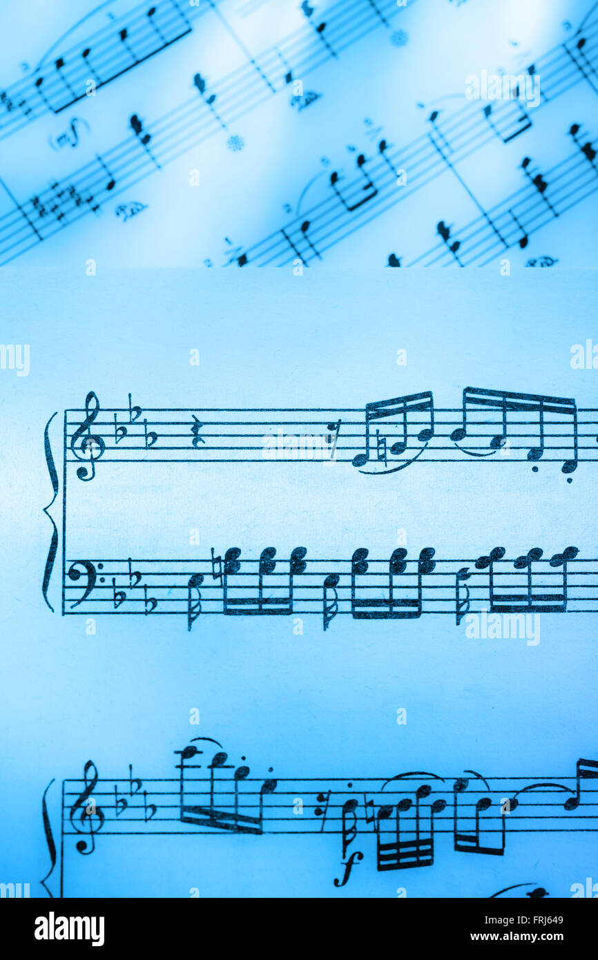 Blue music notes background hi-res stock photography and images - Alamy