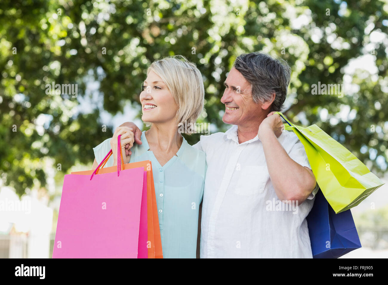 Couple 50s holiday hi-res stock photography and images - Alamy