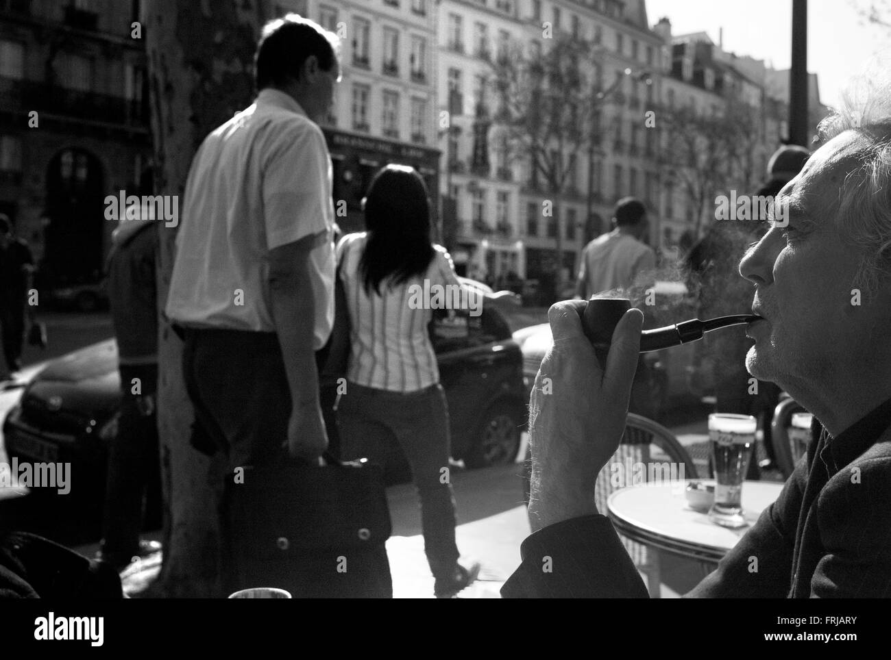 Les Deux Magots Black and White Stock Photos & Images - Alamy