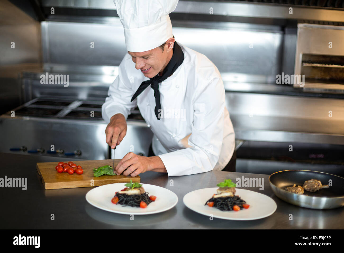 Food slicing hi-res stock photography and images - Alamy