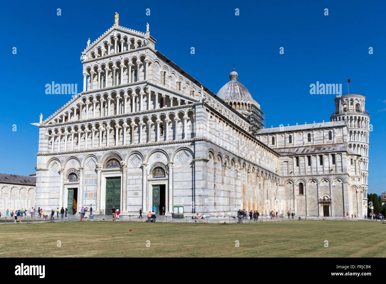 Duomo cathedral main door hi-res stock photography and images - Alamy