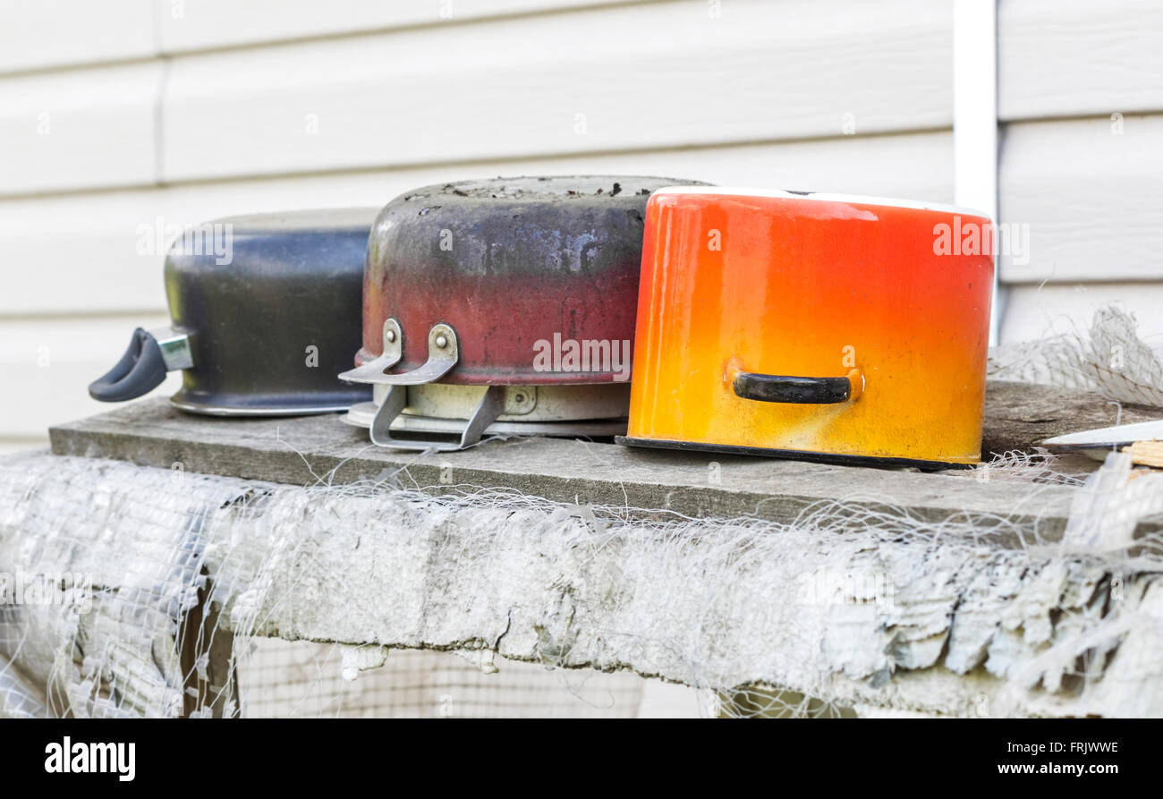 Old cooking pots hi-res stock photography and images - Alamy