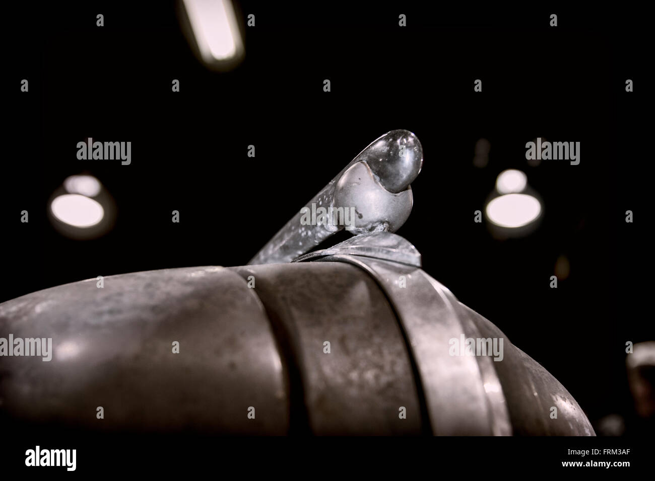 Hood Ornament emblem on the front of a vintage car Stock Photo - Alamy
