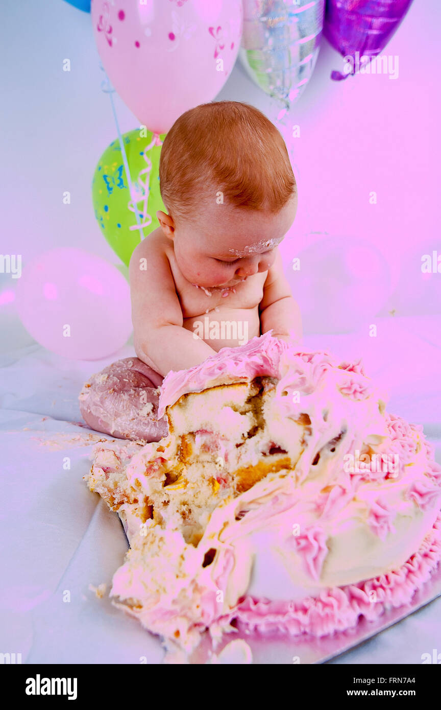 Cutest baby photoshoot hi-res stock photography and images - Alamy