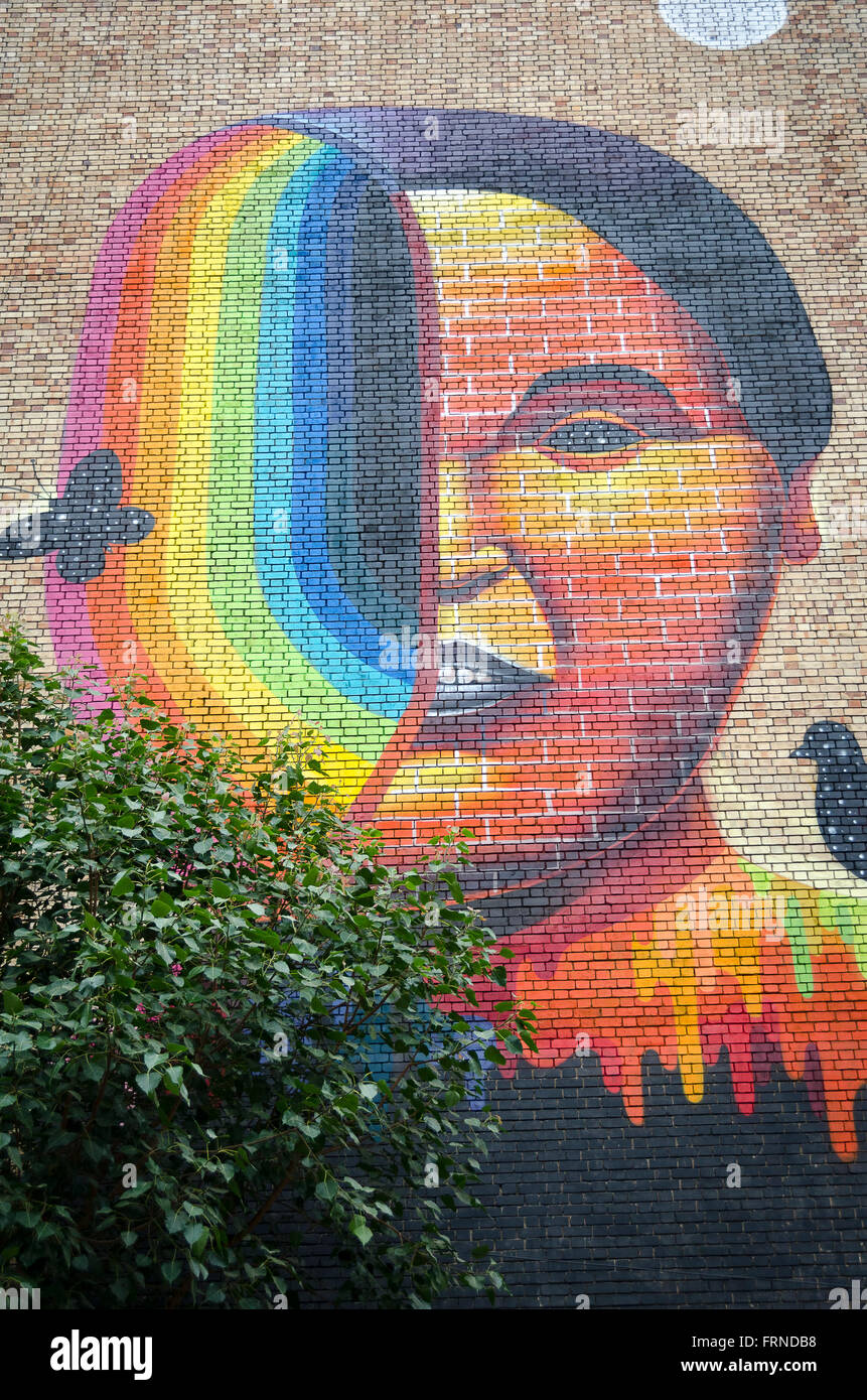 Colourful face paint hi-res stock photography and images - Alamy