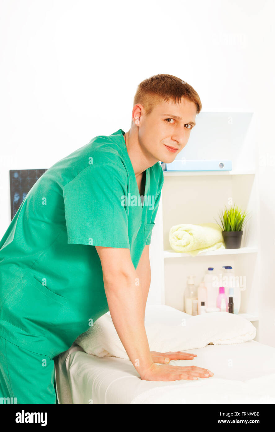 Physiatrist hi-res stock photography and images - Alamy