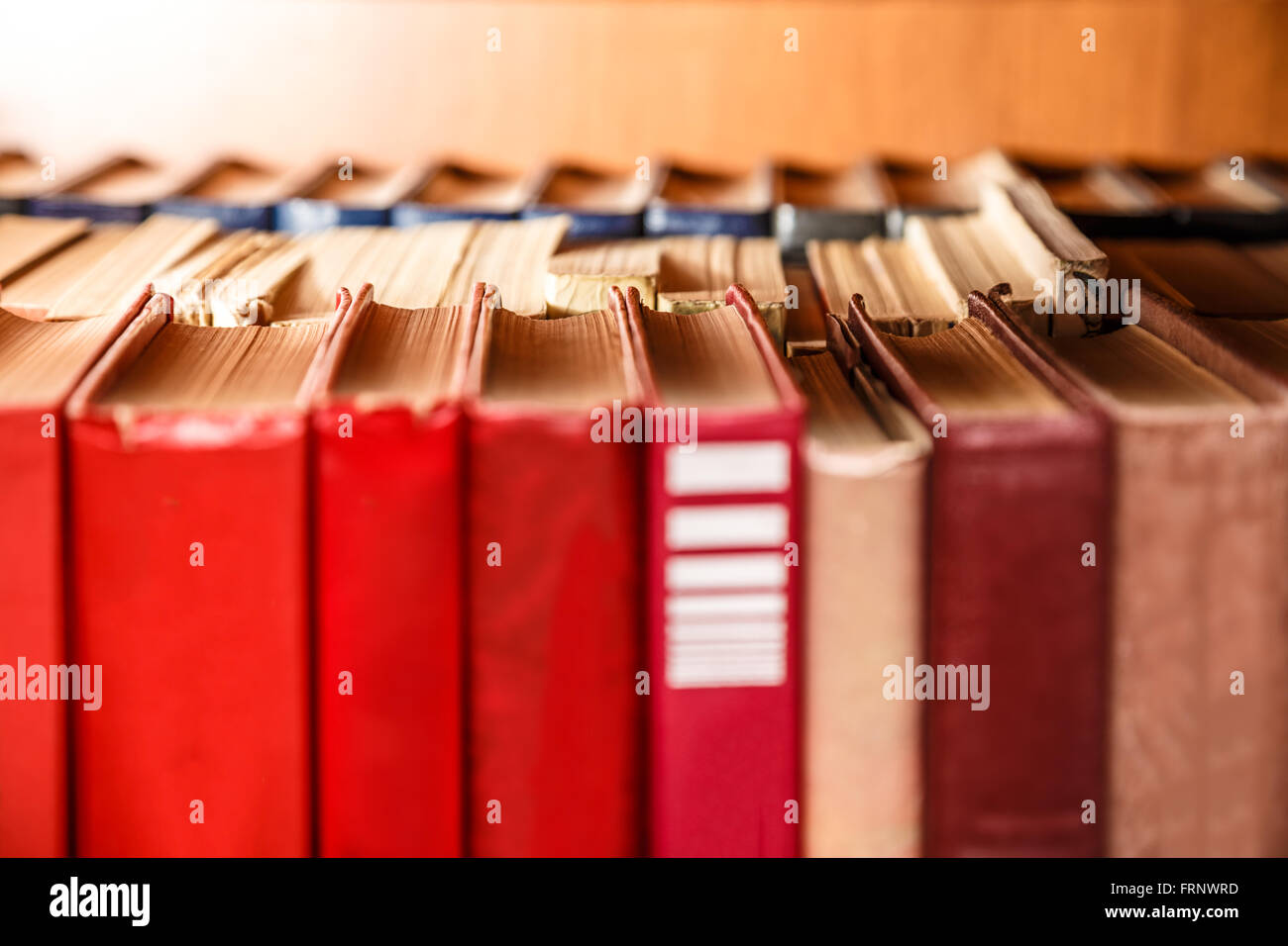 Old book shelf hi-res stock photography and images - Alamy