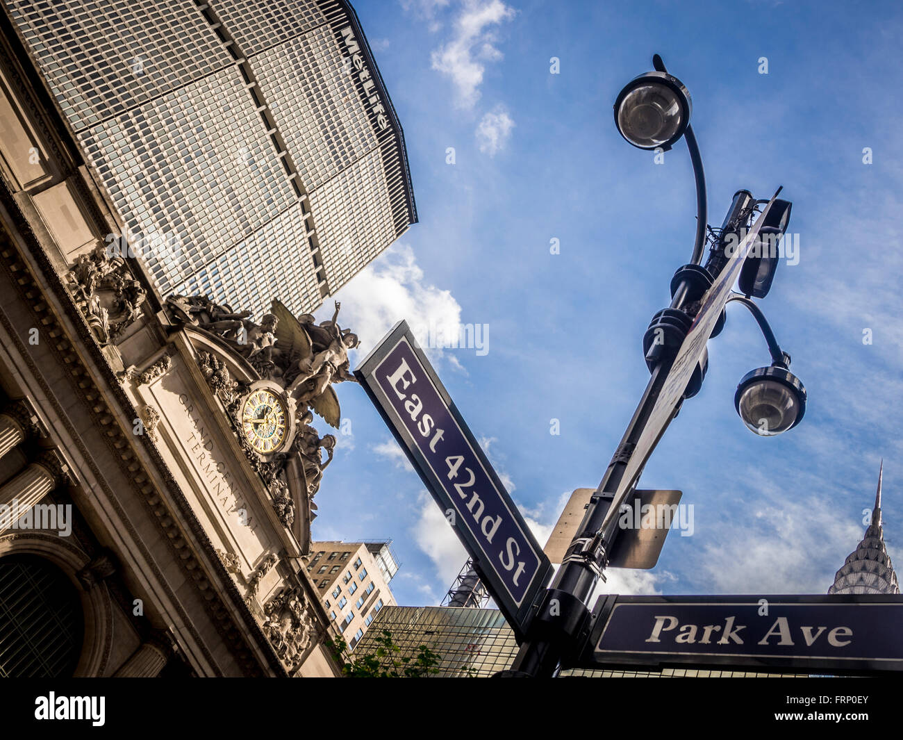 Grand central train station sign hi-res stock photography and images ...