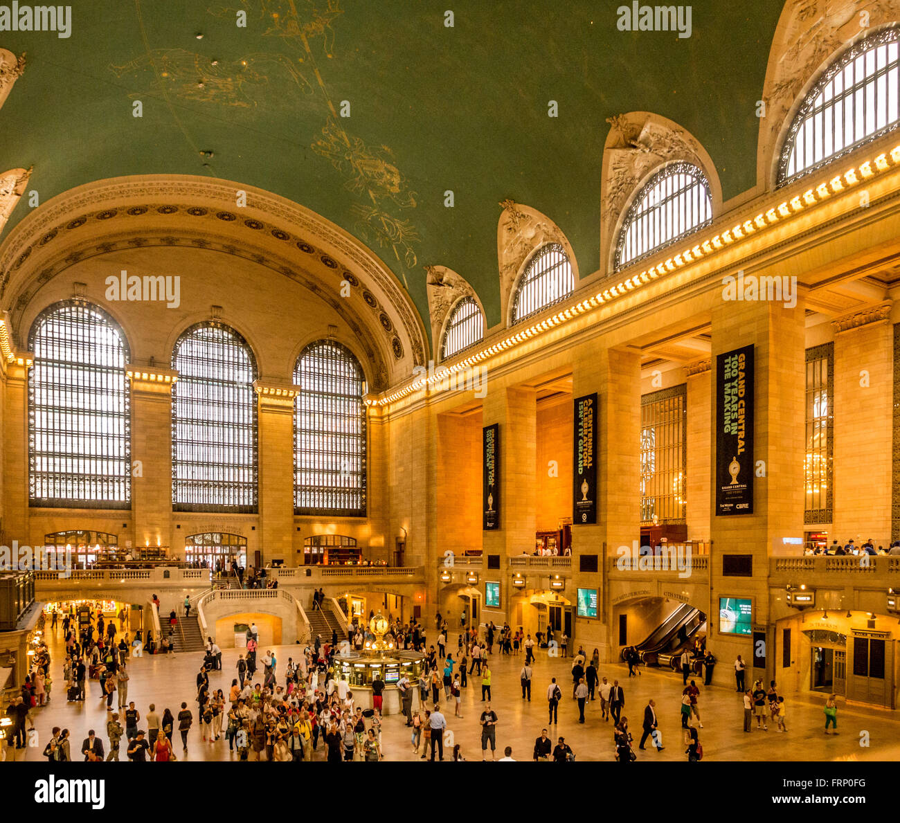 Grand central station ceiling hi-res stock photography and images - Alamy
