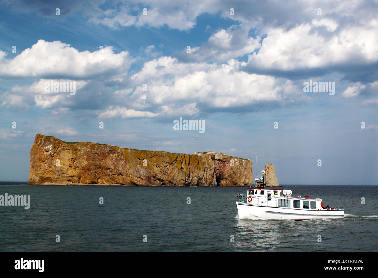 Rocher perce perce rock in atlantic ocean hi-res stock photography and ...