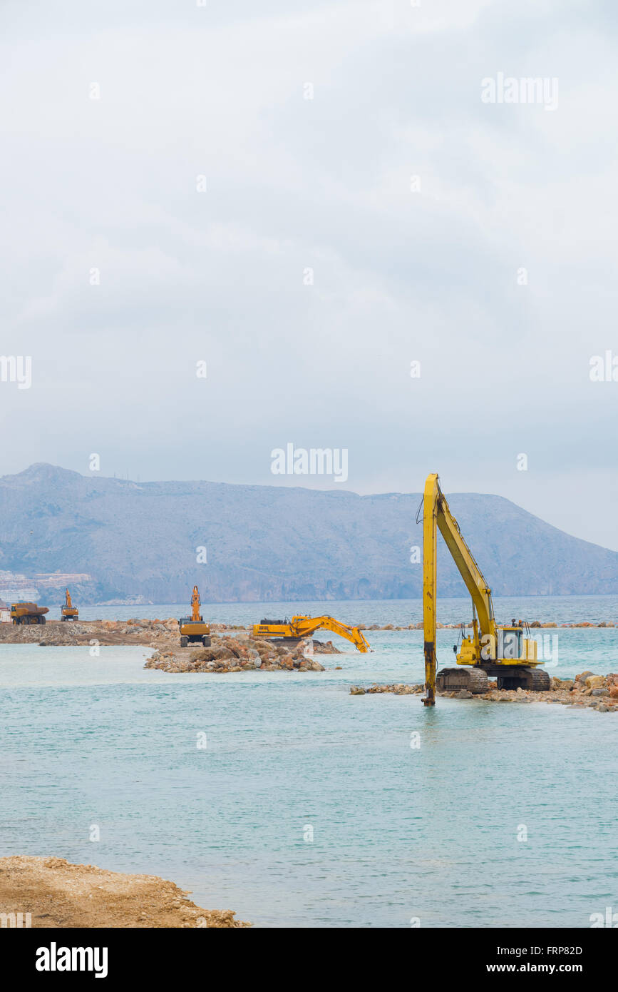 Earthwork dam hi-res stock photography and images - Alamy