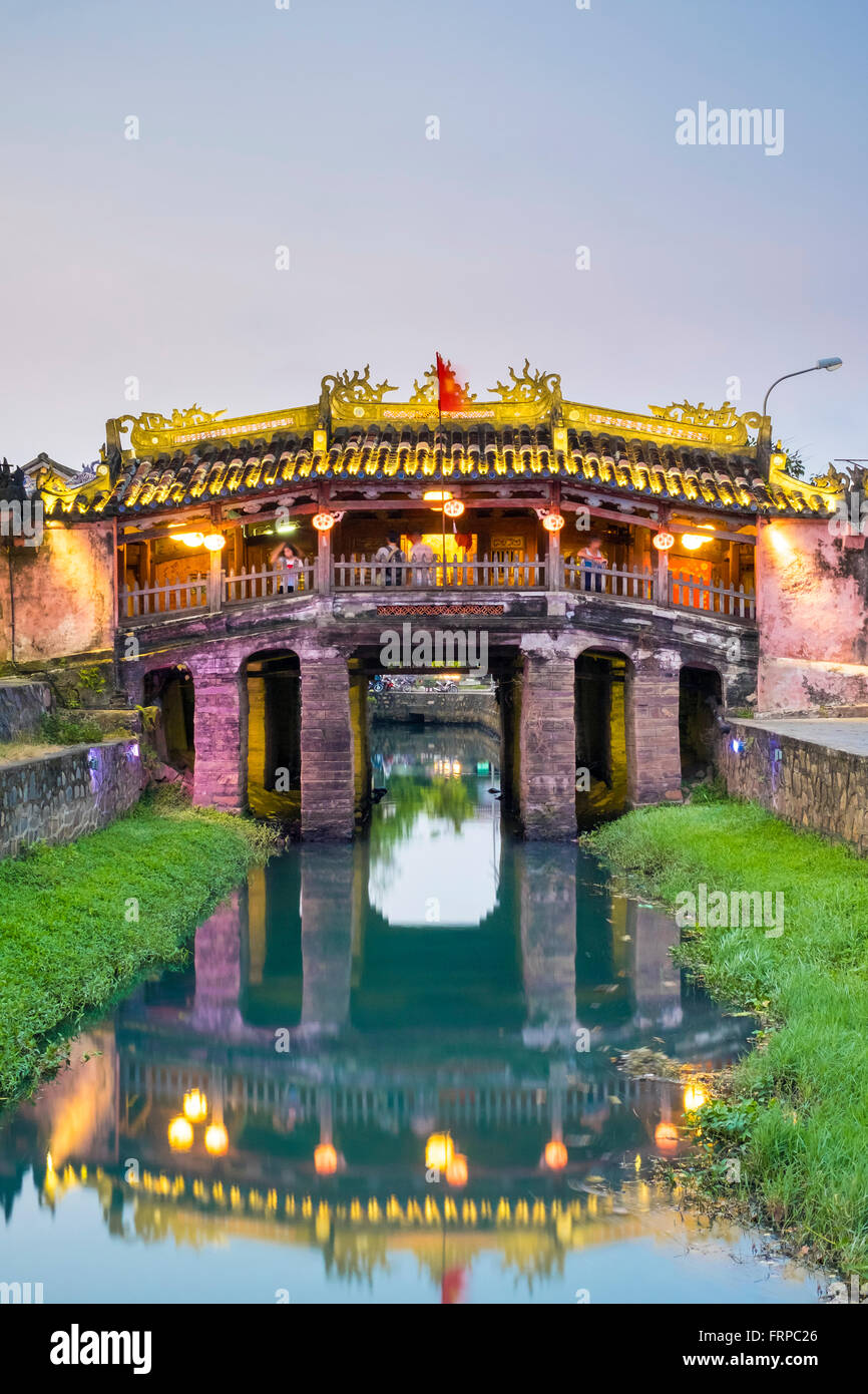 The Japanese Covered Bridge in Hoi An ancient town Stock Photo - Alamy