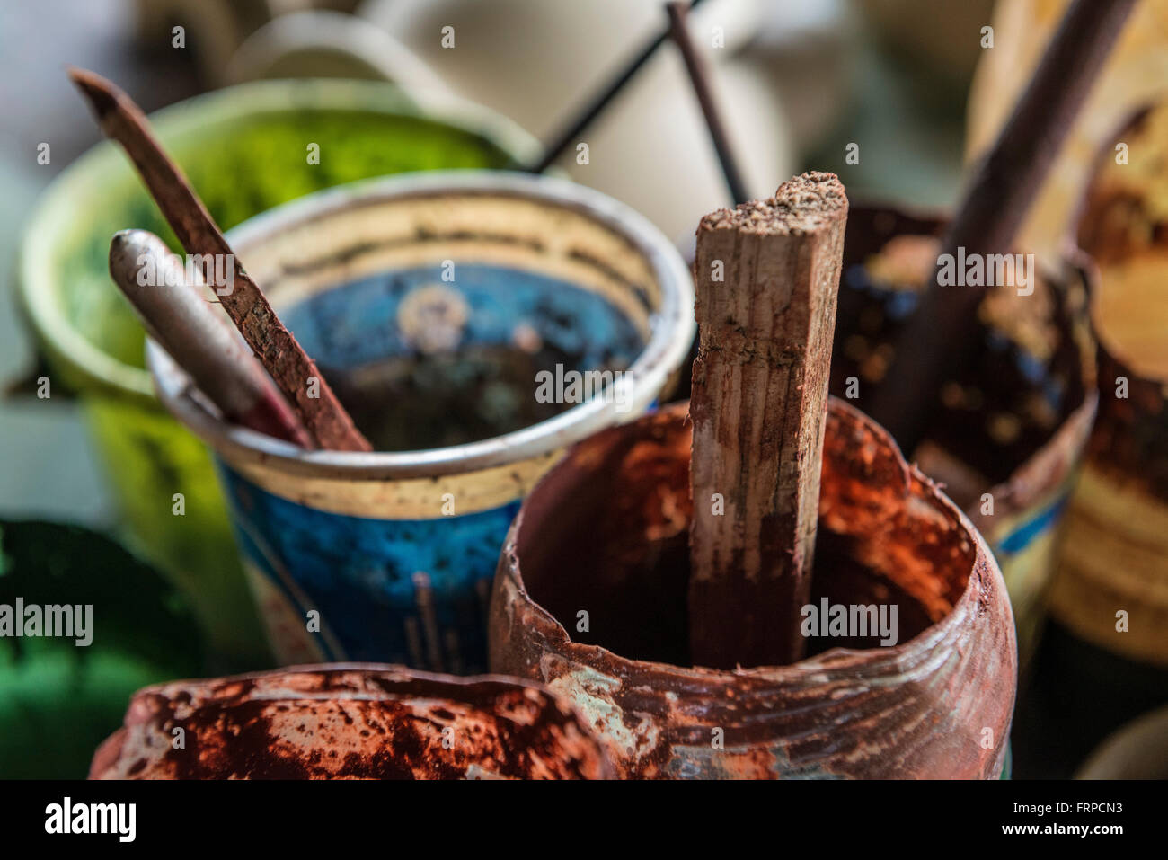 Hand made pottery hi-res stock photography and images - Alamy