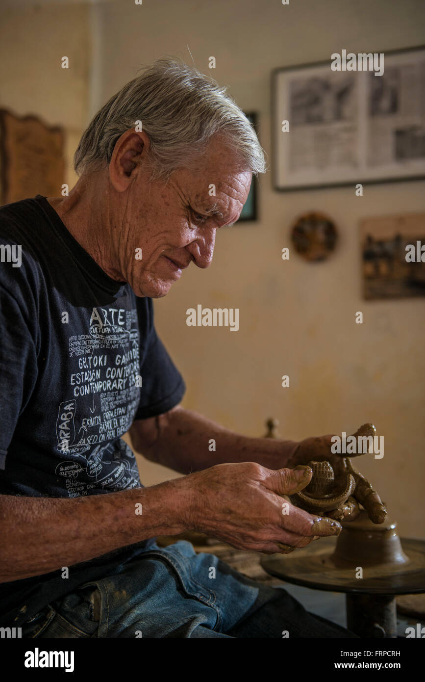 Cuba pottery trinidad hi-res stock photography and images - Alamy