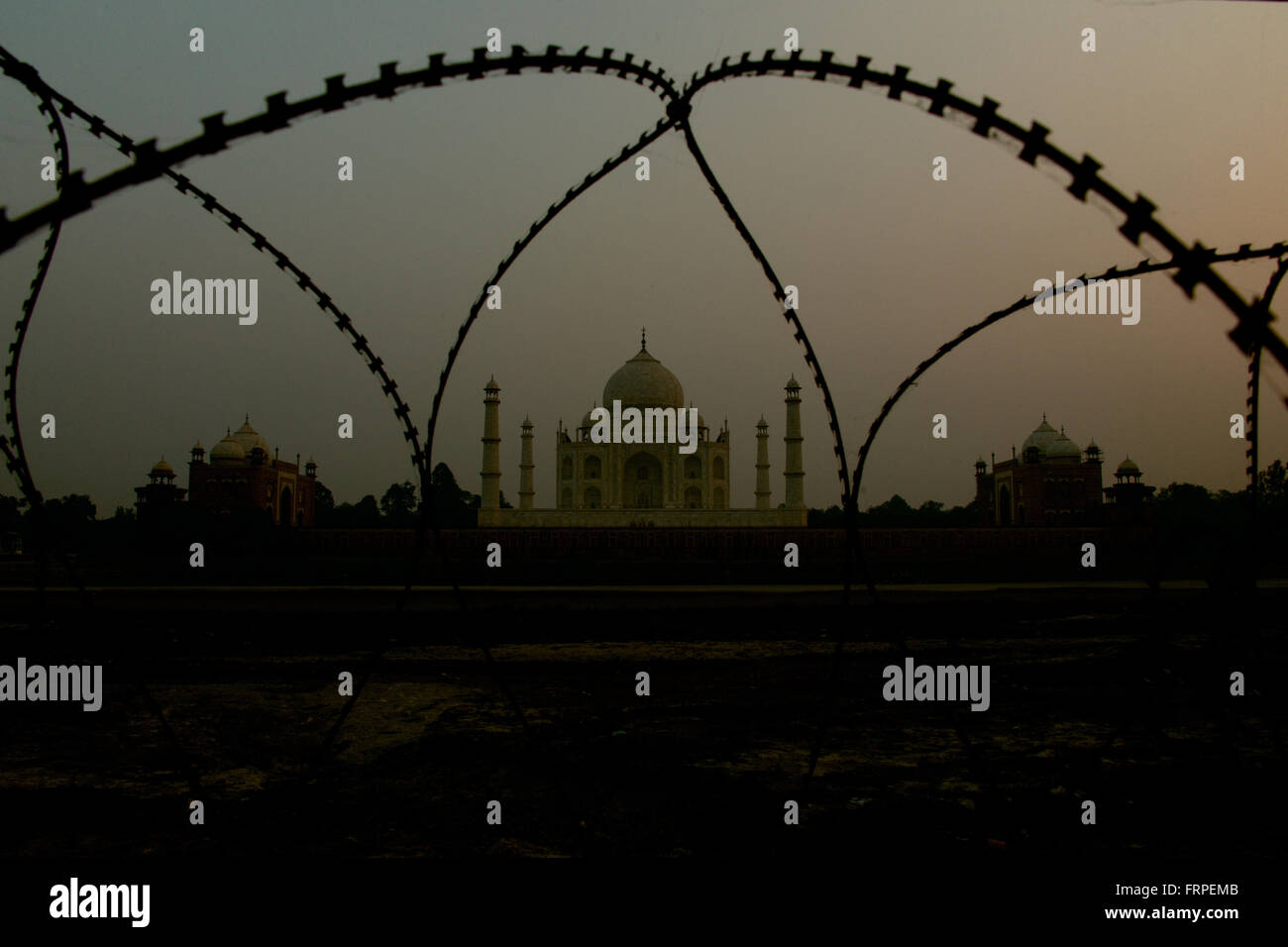 Taj Mahal in orange light Stock Photo - Alamy