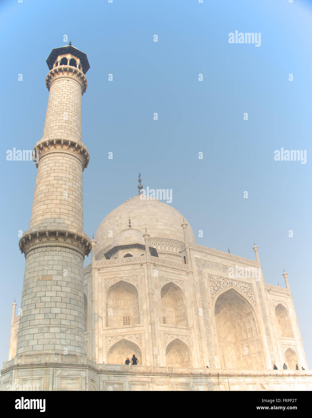 Taj mahal minaret angle hi-res stock photography and images - Alamy