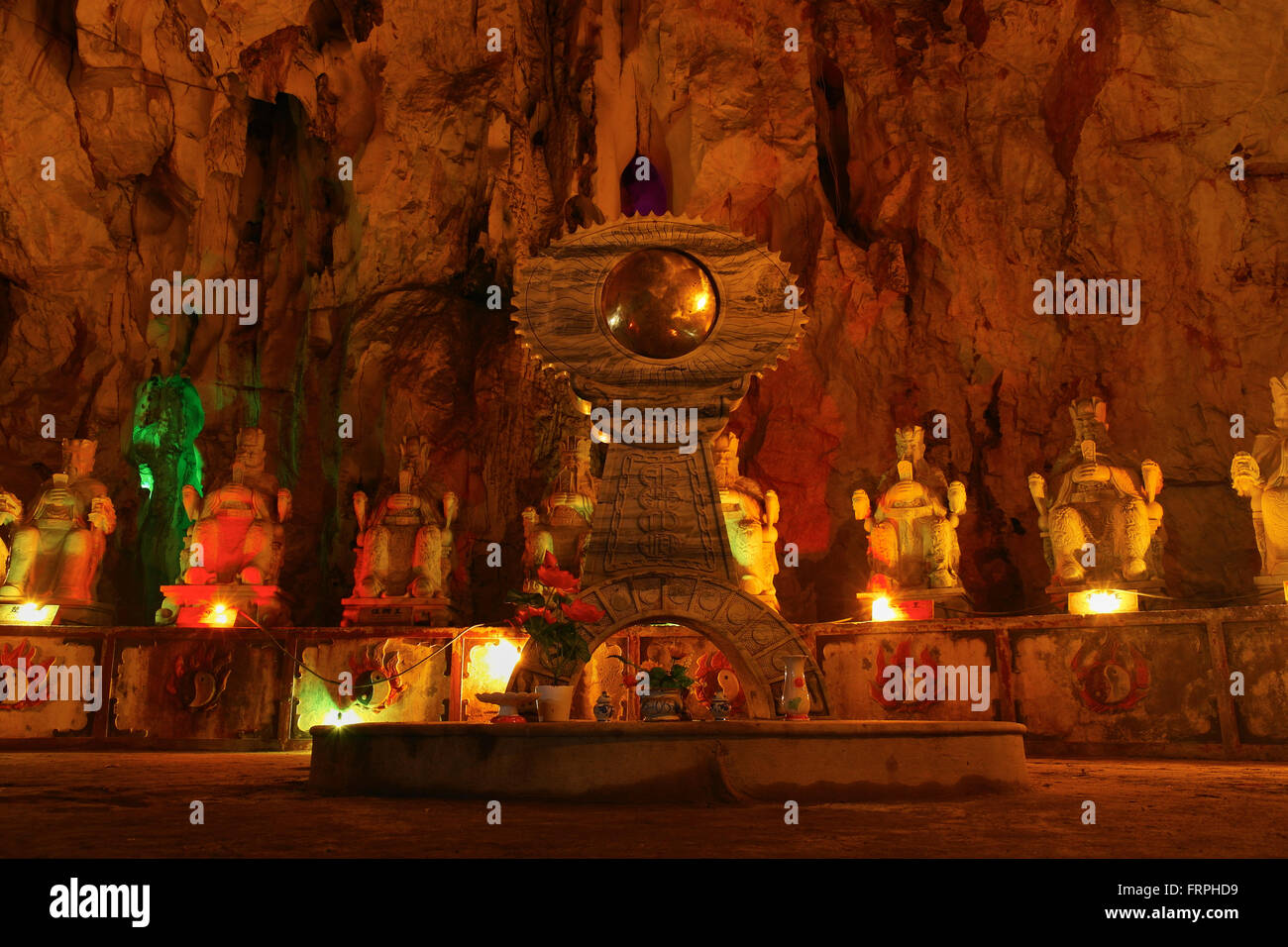 Cave in Marble mountain near Da Nang - Vietnam Stock Photo - Alamy