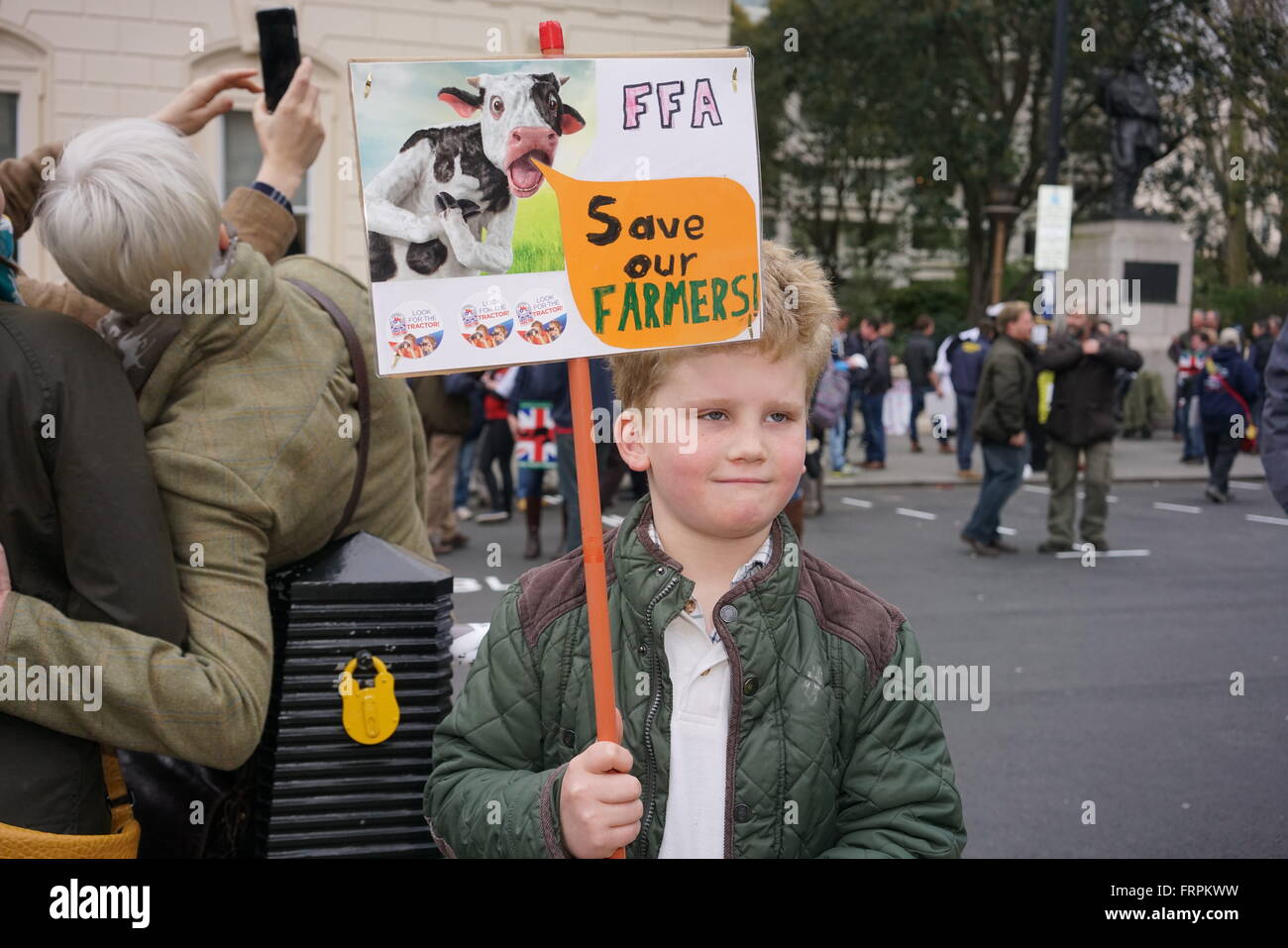 London, UK. 23rd March, 2016. Hundreds of farmers assembly for the FFA ...