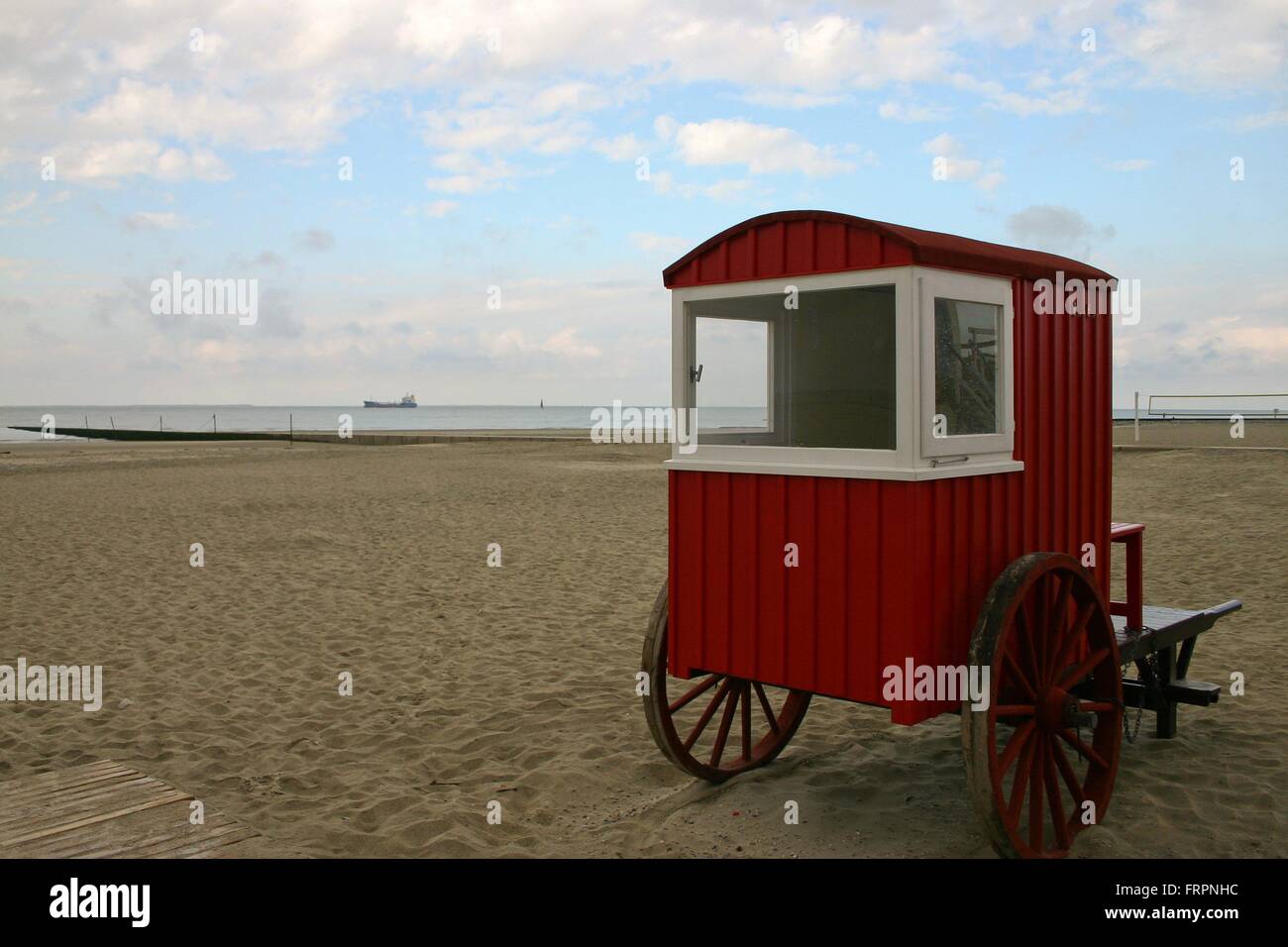 Bathing machine hi-res stock photography and images - Alamy