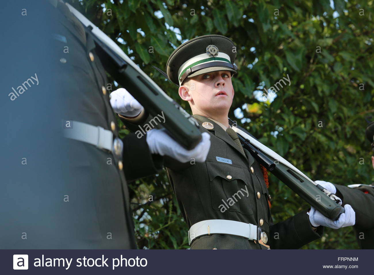 Irish army hi-res stock photography and images - Alamy